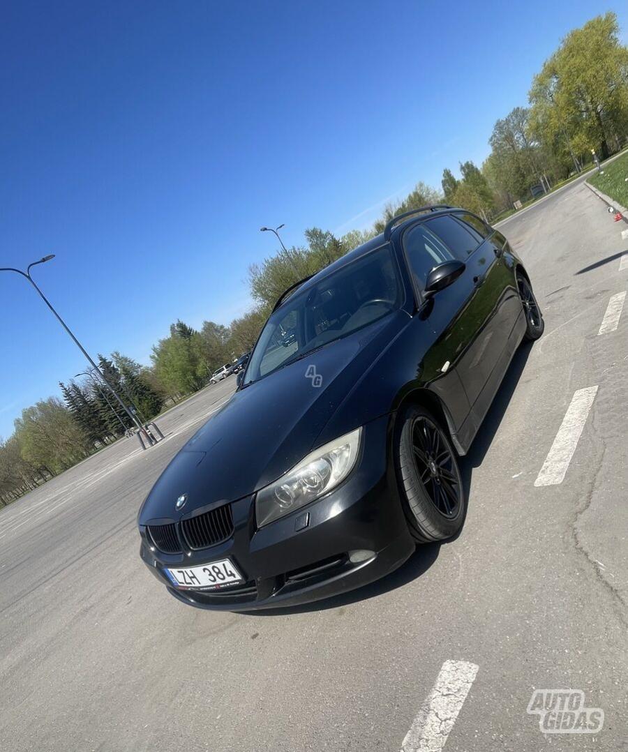 Melns BMW 320 2006 Panevēža, ar dzinēja tilpumu 2.00 L un nobraukumu 229 tūkst. km par 3000 €, foto 1 vietnē AUTOMOTO.COM.LV