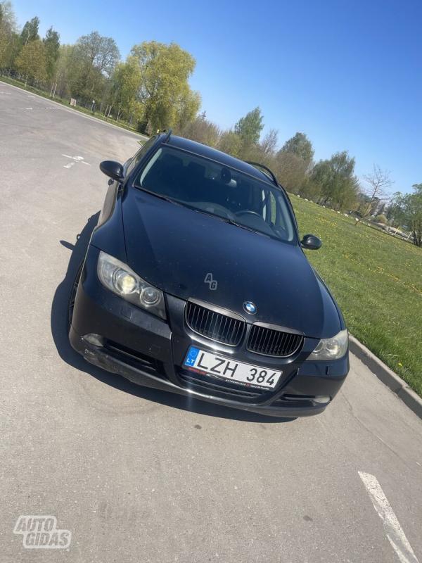 Черный БМВ 320 2006 в Паневежис, объемом двигателя 2.00 л и пробегом 229 тыс. км за 3000 €, фото 2 на AUTOMOTO.COM.LV