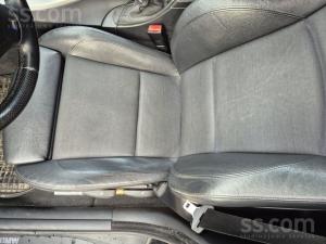 Black BMW 320 2006 in Ogre, with an engine capacity of 2.00 L and mileage of 332 thousand km for 4000 €, photo 7 on AUTOMOTO.COM.LV