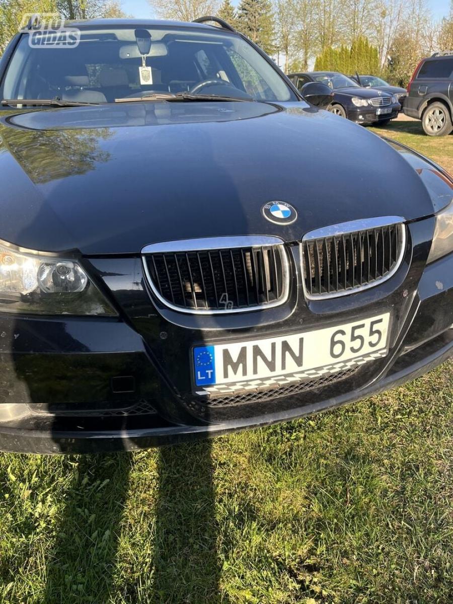 Black BMW 320 2006 in Varena, with an engine capacity of 2.00 L and mileage of 244 thousand km for 2500 €, photo 1 on AUTOMOTO.COM.LV