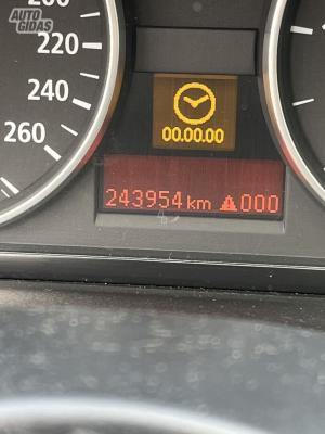 Black BMW 320 2006 in Varena, with an engine capacity of 2.00 L and mileage of 244 thousand km for 2500 €, photo 8 on AUTOMOTO.COM.LV
