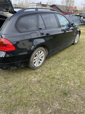 Black BMW 320 2006 in Varena, with an engine capacity of 2.00 L and mileage of 244 thousand km for 2500 €, photo 22 on AUTOMOTO.COM.LV