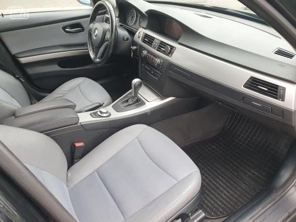 Melns BMW 320 2006 Kauņa, ar dzinēja tilpumu 2.00 L un nobraukumu 350 tūkst. km par 3750 €, foto 8 vietnē AUTOMOTO.COM.LV