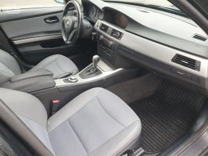Melns BMW 320 2006 Kauņa, ar dzinēja tilpumu 2.00 L un nobraukumu 350 tūkst. km par 3750 €, foto 9 vietnē AUTOMOTO.COM.LV