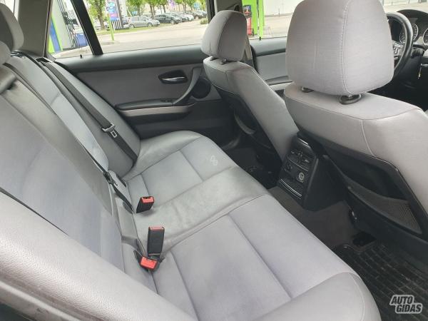 Melns BMW 320 2006 Kauņa, ar dzinēja tilpumu 2.00 L un nobraukumu 350 tūkst. km par 3750 €, foto 9 vietnē AUTOMOTO.COM.LV