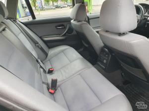 Melns BMW 320 2006 Kauņa, ar dzinēja tilpumu 2.00 L un nobraukumu 350 tūkst. km par 3750 €, foto 10 vietnē AUTOMOTO.COM.LV