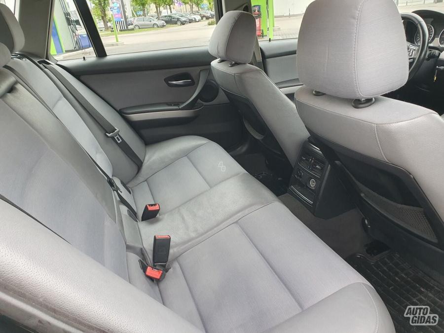 Melns BMW 320 2006 Kauņa, ar dzinēja tilpumu 2.00 L un nobraukumu 350 tūkst. km par 3750 €, foto 10 vietnē AUTOMOTO.COM.LV