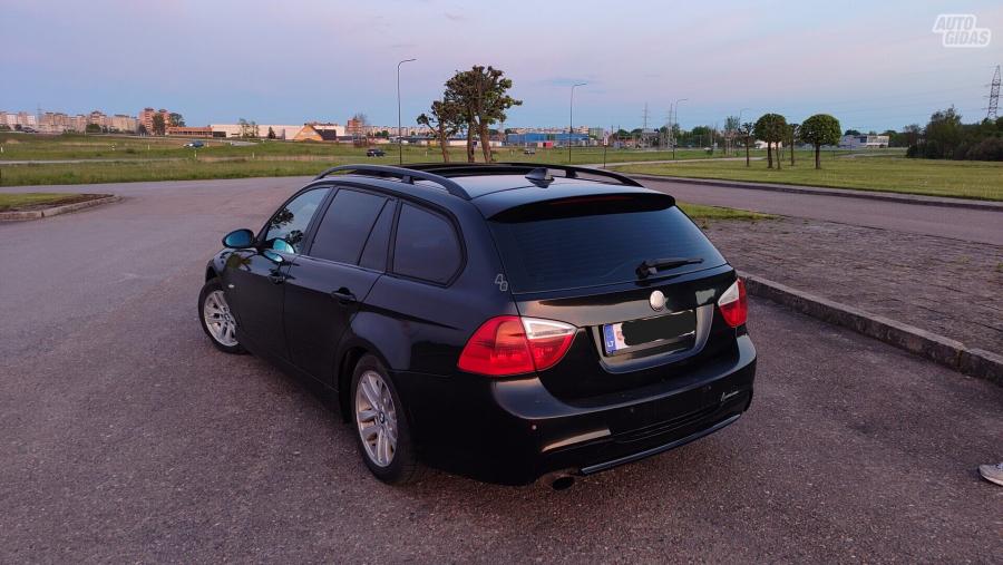 Melns BMW 320 2006 Kauņa, ar dzinēja tilpumu 2.00 L un nobraukumu 409 tūkst. km par 3100 €, foto 5 vietnē AUTOMOTO.COM.LV