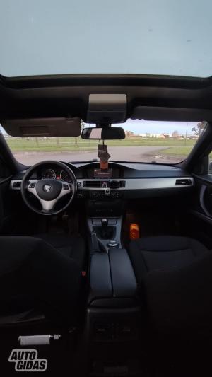 Melns BMW 320 2006 Kauņa, ar dzinēja tilpumu 2.00 L un nobraukumu 409 tūkst. km par 3100 €, foto 9 vietnē AUTOMOTO.COM.LV