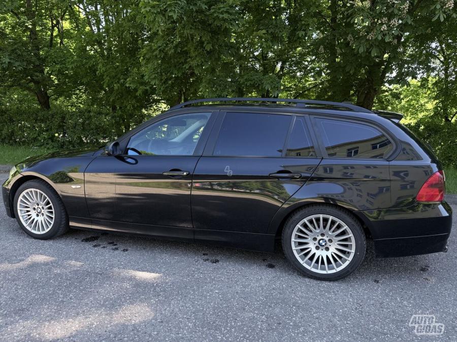 Black BMW 320 2006 in Vilnius, with an engine capacity of 2.00 L and mileage of 305 thousand km for 1799 €, photo 5 on AUTOMOTO.COM.LV