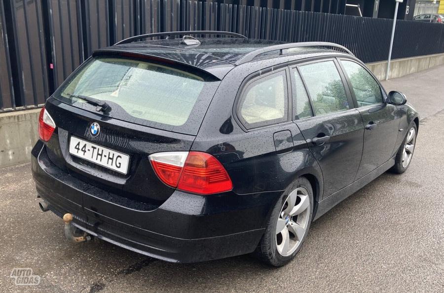 Black BMW 320 2006 in Vilnius, with an engine capacity of 2.00 L and mileage of 398 thousand km for 1950 €, photo 5 on AUTOMOTO.COM.LV