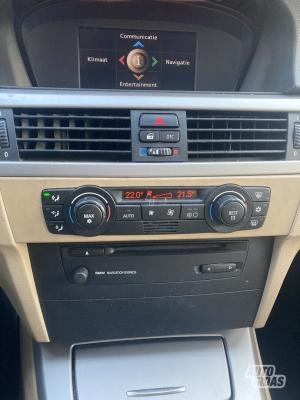 Black BMW 320 2006 in Vilnius, with an engine capacity of 2.00 L and mileage of 398 thousand km for 1950 €, photo 6 on AUTOMOTO.COM.LV