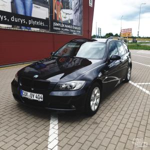 Melns BMW 320 2006 Utena, ar dzinēja tilpumu 2.00 L un nobraukumu 389 tūkst. km par 3100 €, foto  vietnē AUTOMOTO.COM.LV