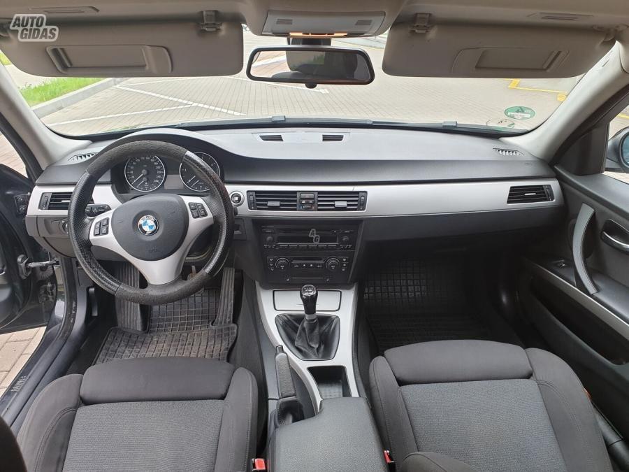 Черный БМВ 320 2006 в Утена, объемом двигателя 2.00 л и пробегом 389 тыс. км за 3100 €, фото 16 на AUTOMOTO.COM.LV