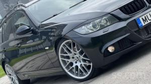 Melns BMW 320 2006 Rīga, ar dzinēja tilpumu 2.00 L un nobraukumu 300 tūkst. km par 4990 €, foto 3 vietnē AUTOMOTO.COM.LV