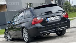 Melns BMW 320 2006 Rīga, ar dzinēja tilpumu 2.00 L un nobraukumu 300 tūkst. km par 4990 €, foto 12 vietnē AUTOMOTO.COM.LV