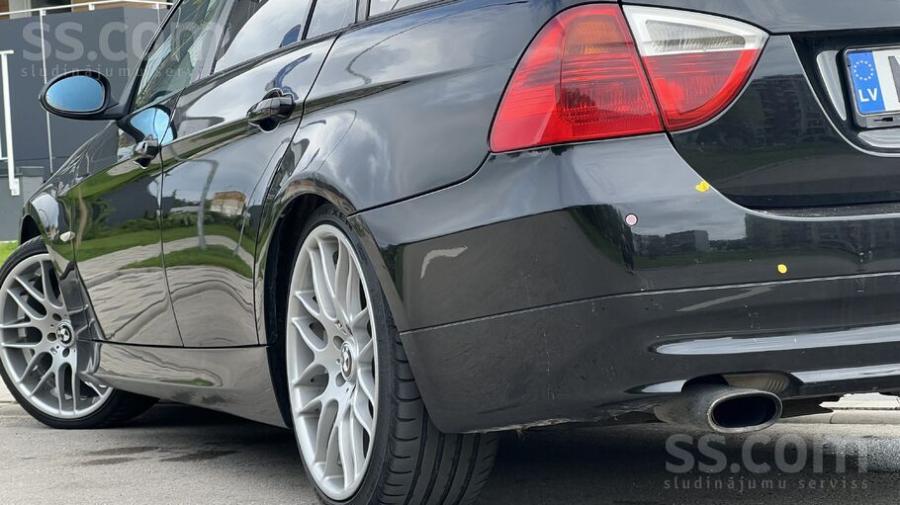 Melns BMW 320 2006 Rīga, ar dzinēja tilpumu 2.00 L un nobraukumu 300 tūkst. km par 4990 €, foto 13 vietnē AUTOMOTO.COM.LV