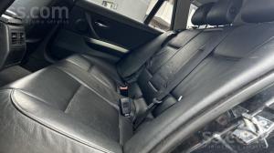 Melns BMW 320 2006 Rīga, ar dzinēja tilpumu 2.00 L un nobraukumu 300 tūkst. km par 4990 €, foto 19 vietnē AUTOMOTO.COM.LV