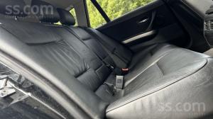 Melns BMW 320 2006 Rīga, ar dzinēja tilpumu 2.00 L un nobraukumu 300 tūkst. km par 4990 €, foto 20 vietnē AUTOMOTO.COM.LV