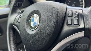 Melns BMW 320 2006 Rīga, ar dzinēja tilpumu 2.00 L un nobraukumu 300 tūkst. km par 4990 €, foto 32 vietnē AUTOMOTO.COM.LV