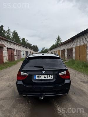 Melns BMW 320 2006 Balvi, ar dzinēja tilpumu 2.00 L un nobraukumu 436 tūkst. km par 3500 €, foto 5 vietnē AUTOMOTO.COM.LV
