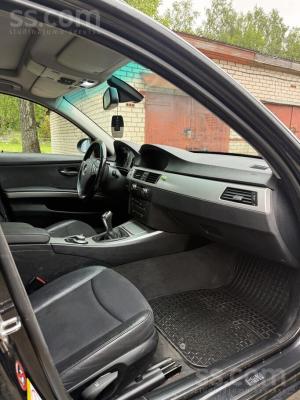 Melns BMW 320 2006 Balvi, ar dzinēja tilpumu 2.00 L un nobraukumu 436 tūkst. km par 3500 €, foto 13 vietnē AUTOMOTO.COM.LV