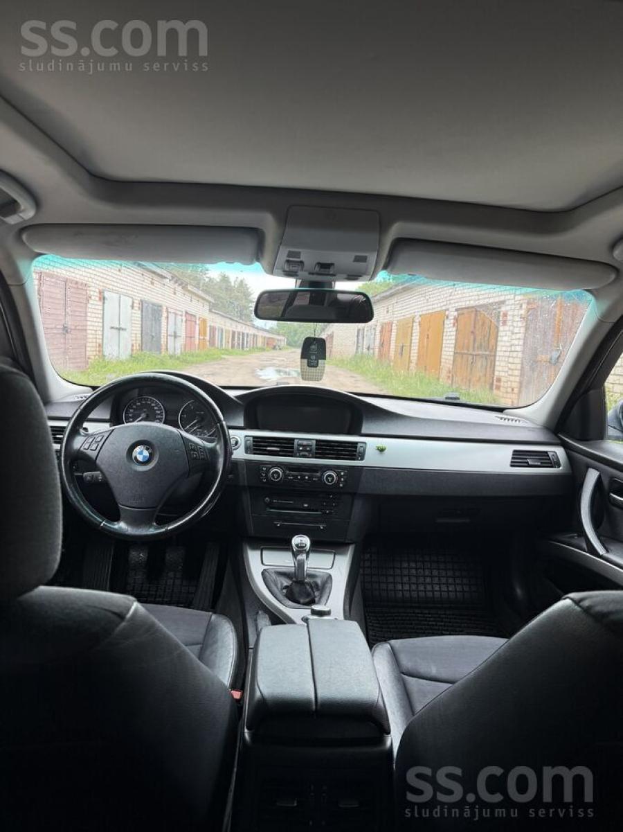 Melns BMW 320 2006 Balvi, ar dzinēja tilpumu 2.00 L un nobraukumu 436 tūkst. km par 3500 €, foto 14 vietnē AUTOMOTO.COM.LV