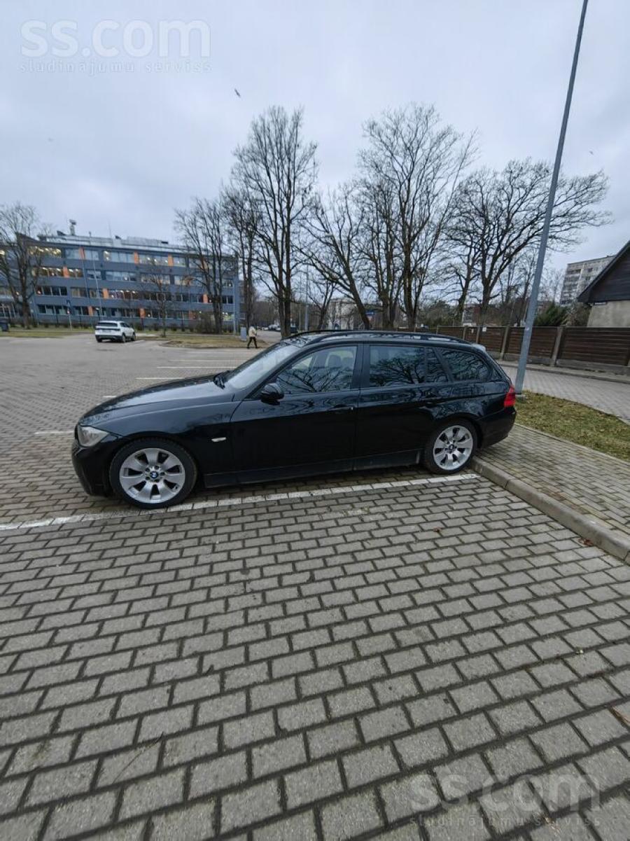 Melns BMW 320 2006 Jūrmala, ar dzinēja tilpumu 2.00 L un nobraukumu 352 tūkst. km par 3890 €, foto 3 vietnē AUTOMOTO.COM.LV