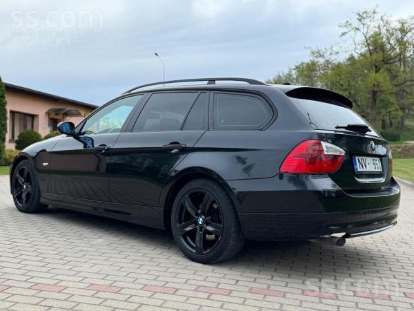 Melns BMW 320 2006 Rīga, ar dzinēja tilpumu 2.00 L un nobraukumu 318 tūkst. km par 3700 €, foto 4 vietnē AUTOMOTO.COM.LV