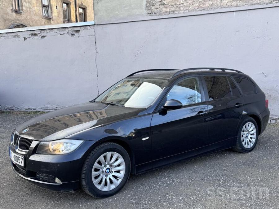 Black BMW 320 2006 in Riga, with an engine capacity of 2.00 L and mileage of 349 thousand km for 2850 €, photo 1 on AUTOMOTO.COM.LV