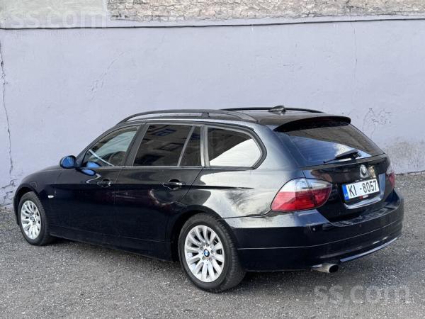 Melns BMW 320 2006 Rīga, ar dzinēja tilpumu 2.00 L un nobraukumu 349 tūkst. km par 2850 €, foto 5 vietnē AUTOMOTO.COM.LV
