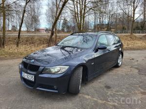 Melns BMW 320 2006 Rīga, ar dzinēja tilpumu 2.00 L un nobraukumu 490 tūkst. km par 3500 €, foto 3 vietnē AUTOMOTO.COM.LV