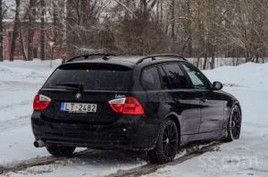 Melns BMW 320 2006 Tukums, ar dzinēja tilpumu 2.00 L un nobraukumu 455 tūkst. km par 3000 €, foto 3 vietnē AUTOMOTO.COM.LV