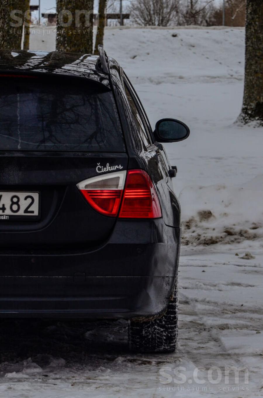 Melns BMW 320 2006 Tukums, ar dzinēja tilpumu 2.00 L un nobraukumu 455 tūkst. km par 3000 €, foto 8 vietnē AUTOMOTO.COM.LV
