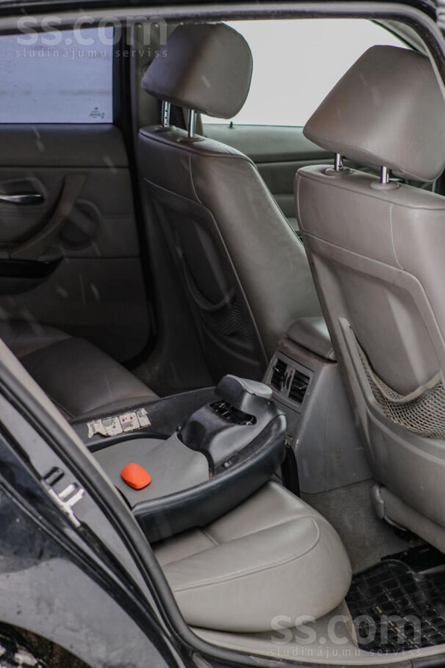 Melns BMW 320 2006 Tukums, ar dzinēja tilpumu 2.00 L un nobraukumu 455 tūkst. km par 3000 €, foto 10 vietnē AUTOMOTO.COM.LV