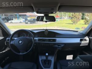 Black BMW 320 2006 in Riga, with an engine capacity of 2.00 L and mileage of 300 thousand km for 4100 €, photo 11 on AUTOMOTO.COM.LV