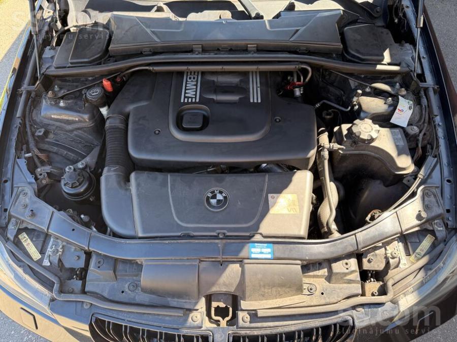 Black BMW 320 2006 in Riga, with an engine capacity of 2.00 L and mileage of 300 thousand km for 4100 €, photo 13 on AUTOMOTO.COM.LV