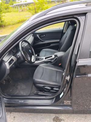 Melns BMW 320 2006 Kėdainiai, ar dzinēja tilpumu 2.00 L un nobraukumu 390 tūkst. km par 2600 €, foto 13 vietnē AUTOMOTO.COM.LV