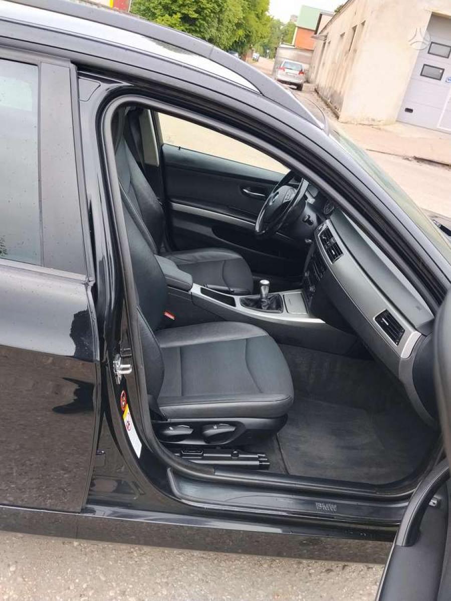 Melns BMW 320 2006 Kėdainiai, ar dzinēja tilpumu 2.00 L un nobraukumu 390 tūkst. km par 2600 €, foto 15 vietnē AUTOMOTO.COM.LV