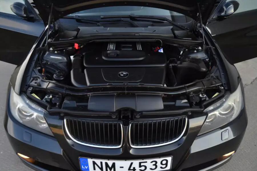 Melns BMW 320 2006 Jēkabpils, ar dzinēja tilpumu 0.00 L un nobraukumu 257 tūkst. km par 4555 €, foto 10 vietnē AUTOMOTO.COM.LV