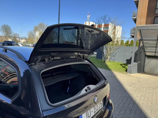 Black BMW 320 2006 in Riga, with an engine capacity of 2.00 L and mileage of 425 thousand km for 3390 €, photo 10 on AUTOMOTO.COM.LV