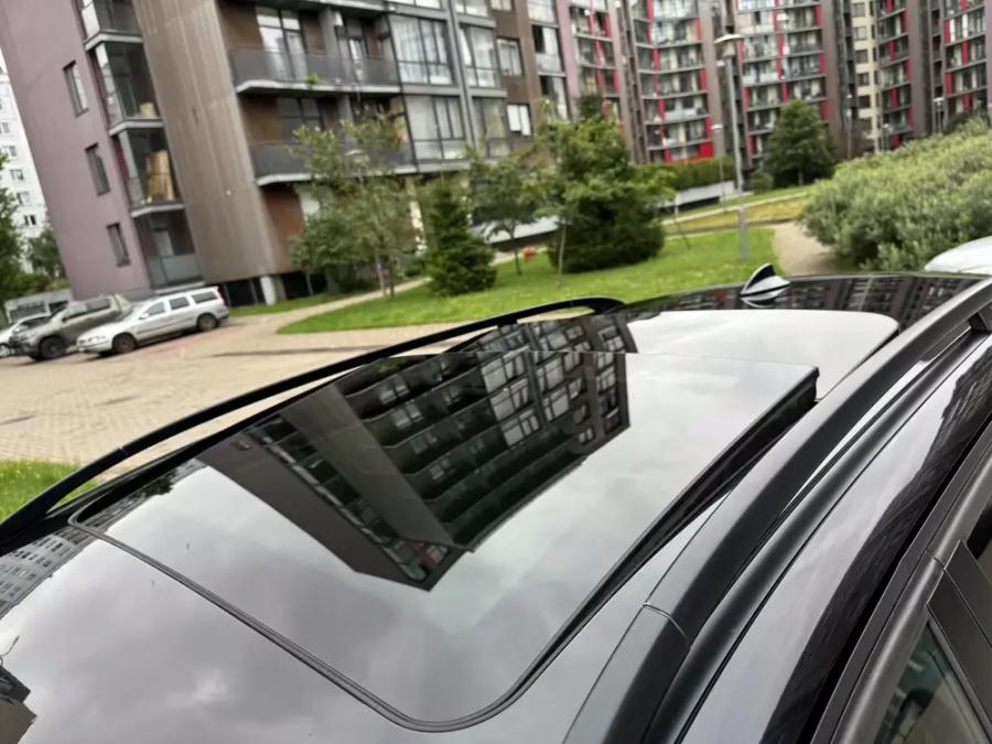 Black BMW 320 2006 in Riga, with an engine capacity of 2.00 L and mileage of 358 thousand km for 3790 €, photo 4 on AUTOMOTO.COM.LV