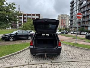 Black BMW 320 2006 in Riga, with an engine capacity of 2.00 L and mileage of 358 thousand km for 3790 €, photo 9 on AUTOMOTO.COM.LV