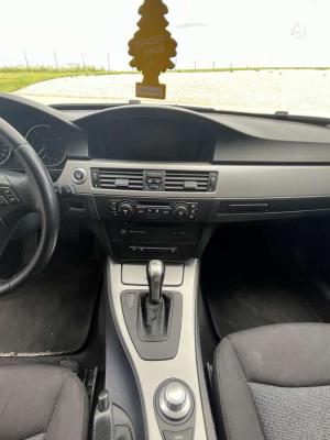 Black BMW 320 2006 in Kaunas, with an engine capacity of 2.00 L and mileage of 335 thousand km for 3100 €, photo 14 on AUTOMOTO.COM.LV