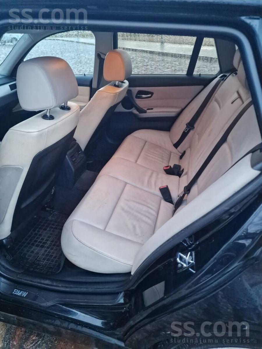 Melns BMW 320 2006 Daugavpils, ar dzinēja tilpumu 2.00 L un nobraukumu 429 tūkst. km par 2300 €, foto 11 vietnē AUTOMOTO.COM.LV