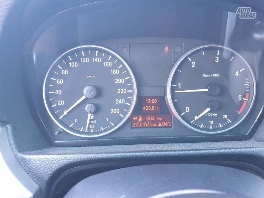 Black BMW 320 2006 in Utena, with an engine capacity of 2.00 L and mileage of 275 thousand km for 3600 €, photo 18 on AUTOMOTO.COM.LV