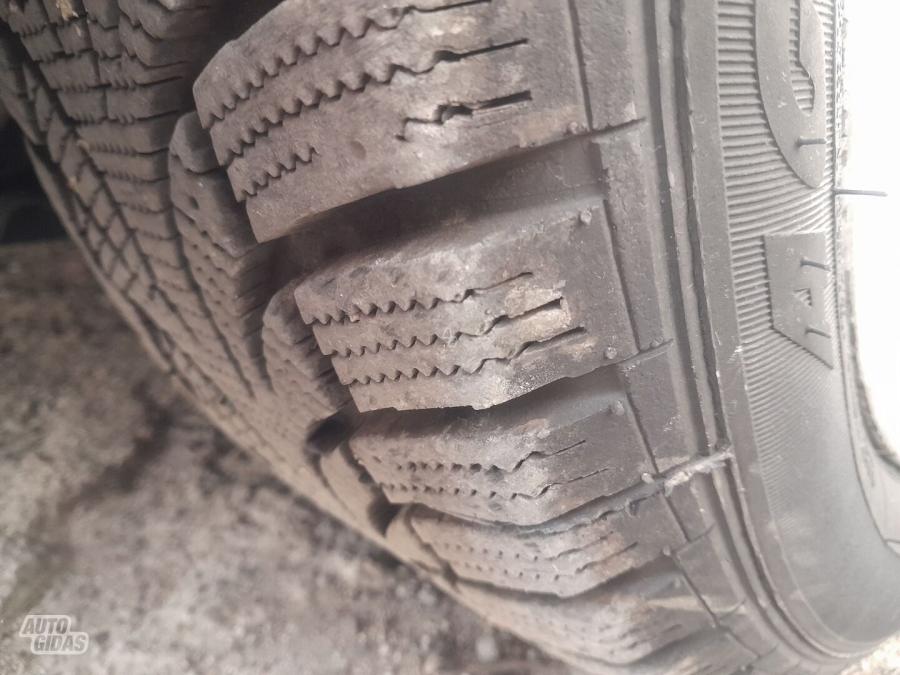 Melns BMW 320 2006 Marijampole, ar dzinēja tilpumu 2.00 L un nobraukumu 406 tūkst. km par 2250 €, foto 8 vietnē AUTOMOTO.COM.LV