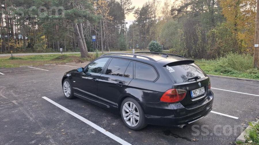 Melns BMW 320 2006 Rīga, ar dzinēja tilpumu 2.00 L un nobraukumu 391 tūkst. km par 3650 €, foto 5 vietnē AUTOMOTO.COM.LV