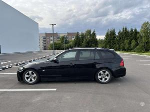 Black BMW 320 2006 in Plunge, with an engine capacity of 2.00 L and mileage of 386 thousand km for 3100 €, photo 5 on AUTOMOTO.COM.LV