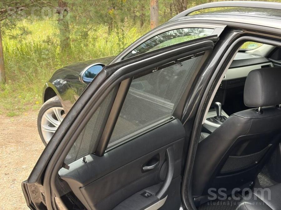 Black BMW 320 2006 in Riga, with an engine capacity of 2.00 L and mileage of 302 thousand km for 4800 €, photo 23 on AUTOMOTO.COM.LV